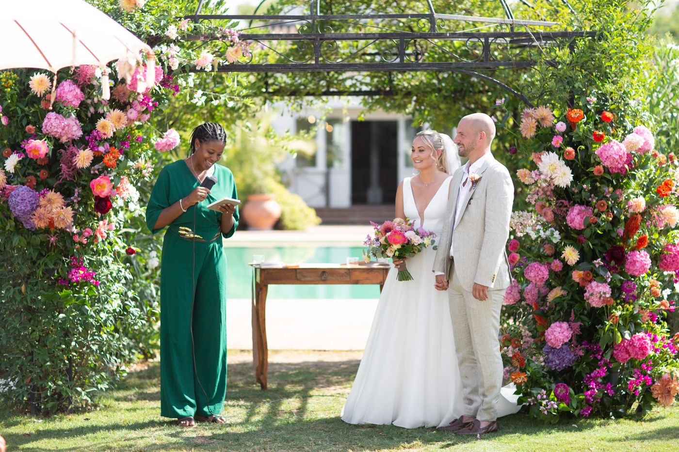 Stunning wedding ceremony at Finca Monasterio, San Martín del Tesorillo ...